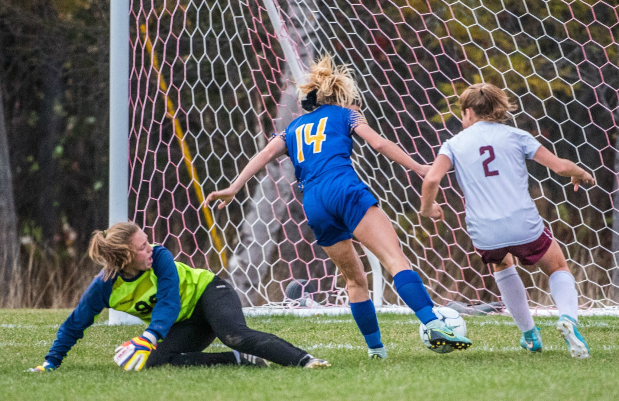 Hawks knock off No. 1 Vikings in second overtime - The County