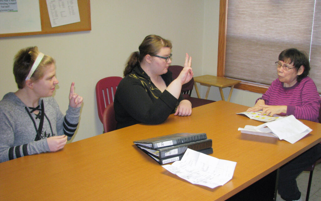 SIgn language class resonates with staff - The County