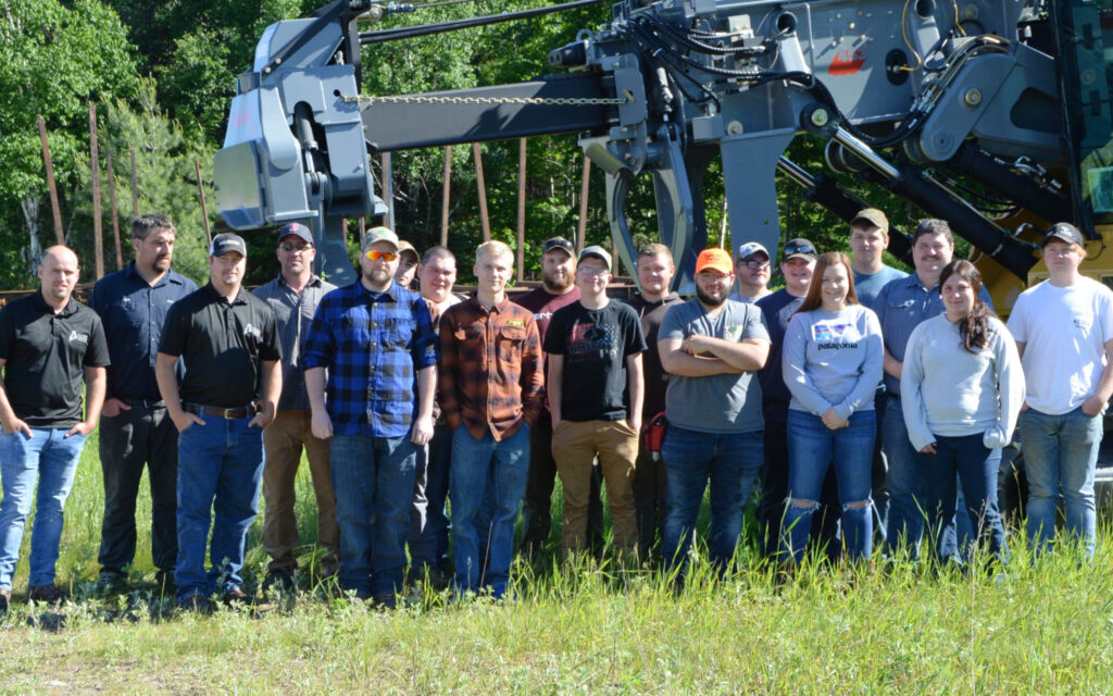 Fifteen students join latest mechanized logging group - The County