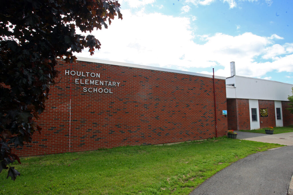 RSU 29 receives School Lunch Fairy grant - The County