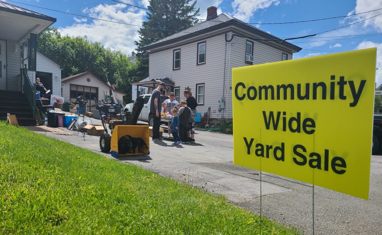 Community yard sale, fall events coming to Madawaska area - The County