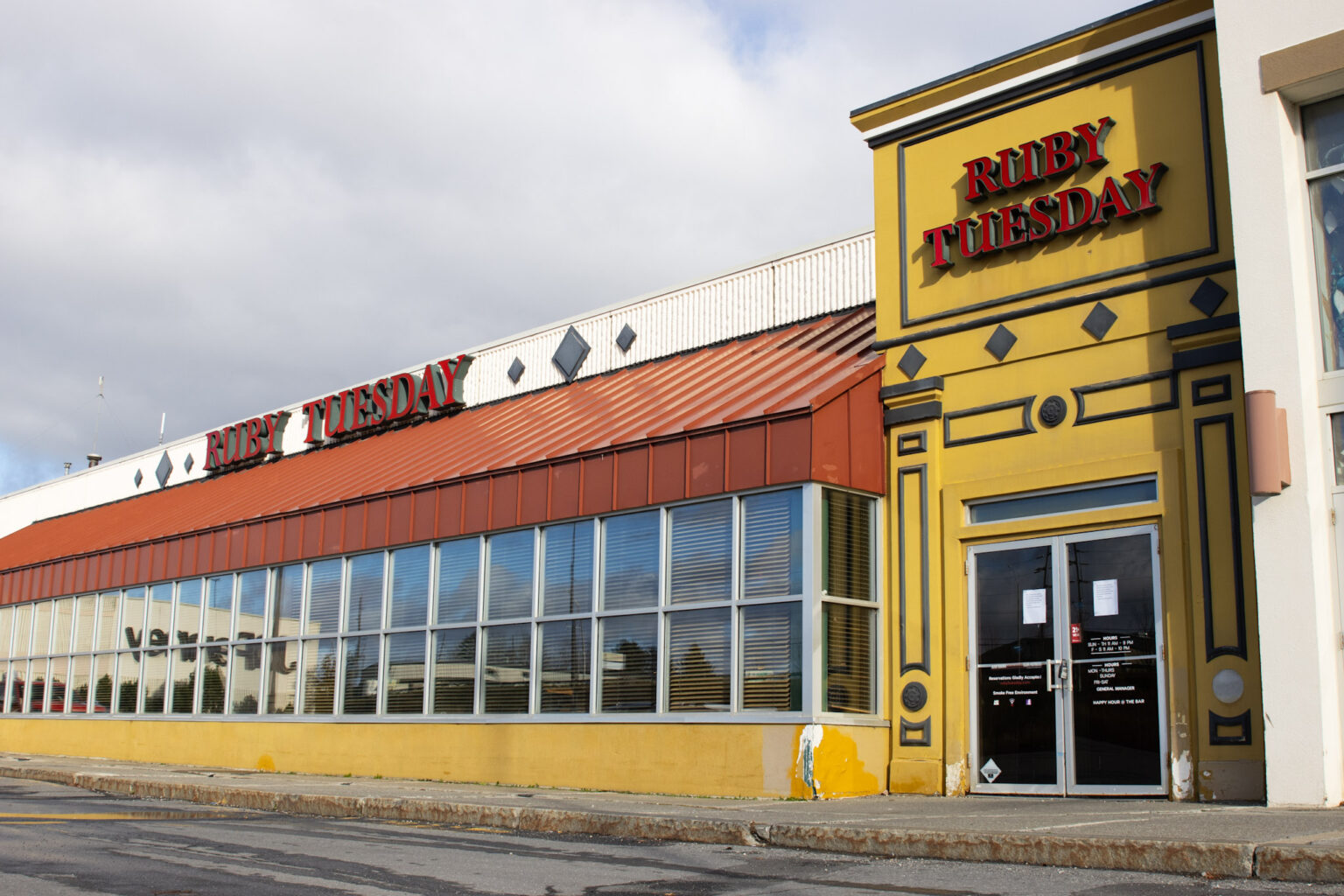 Local restaurant to fill Ruby Tuesday space at Aroostook mall - The County